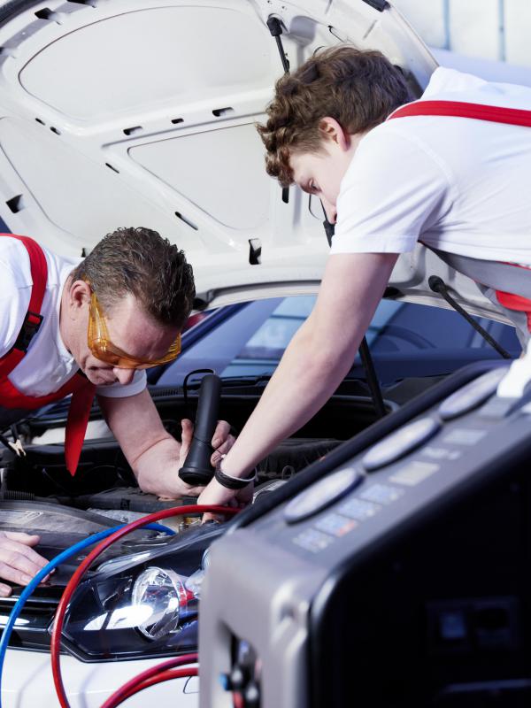 What are the Different Types of Auto Diagnostics?