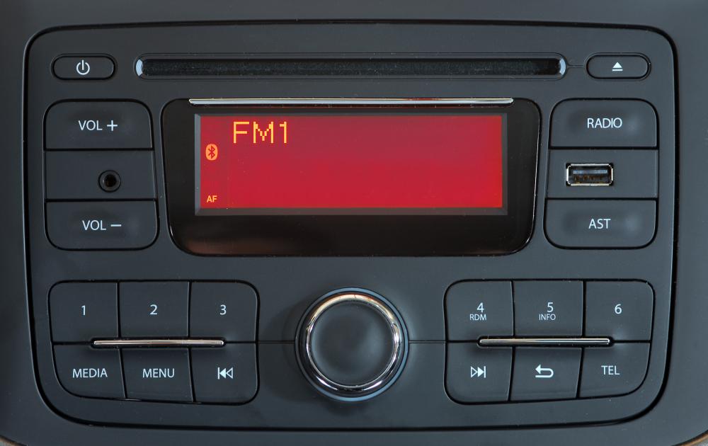 What Components do I Need for a Car Stereo System?