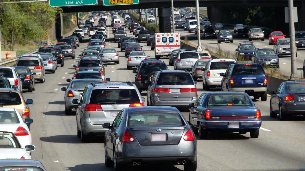 What is a Carpool Lane? (with pictures)