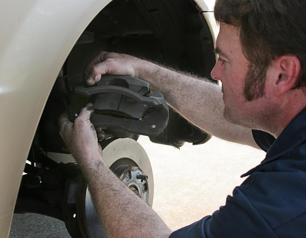 What are Disc Brakes? (with pictures)