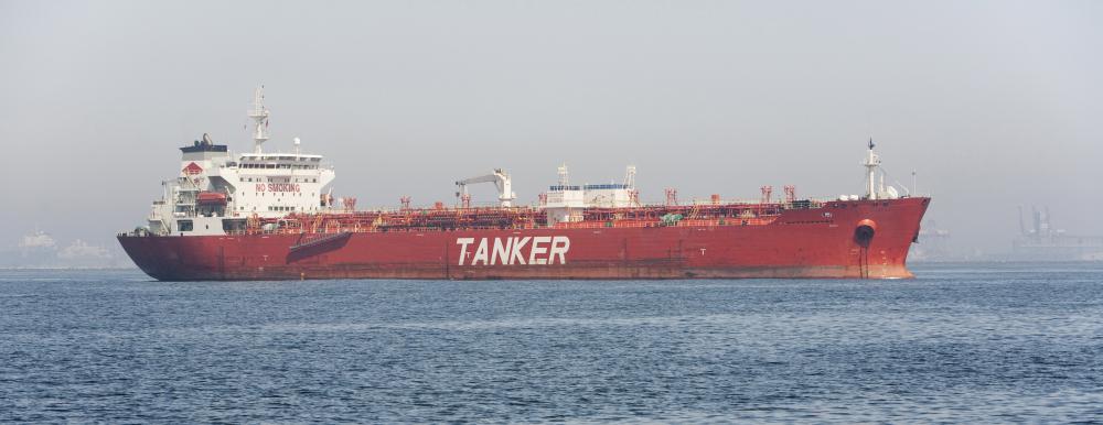 How is Crude Oil Converted to Gasoline? (with pictures)