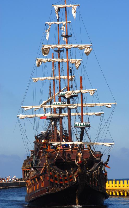 What is a Shipwright? (with pictures)