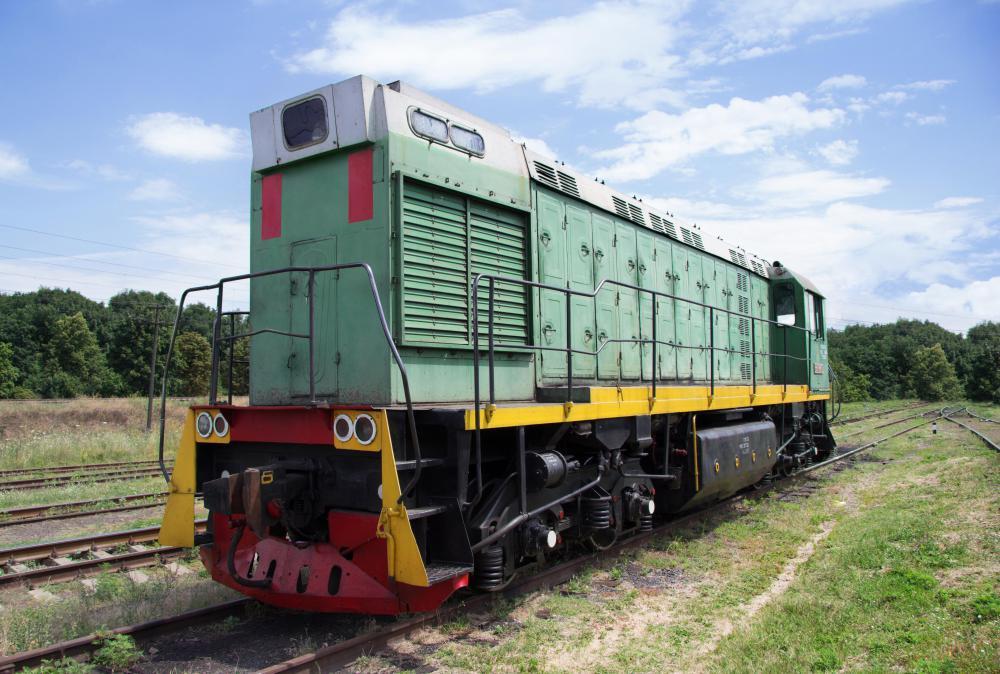 What is a Long Hood? (with picture)