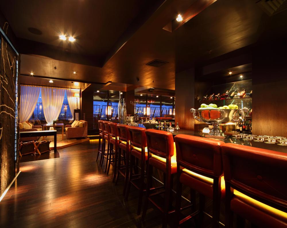 What is Valet Parking? (with pictures)