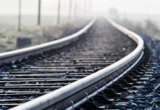 What is a Track Circuit? (with pictures)