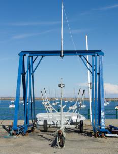 What Is a Boat Hoist? (with pictures)