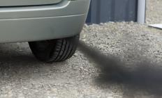 What is a Gas Guzzler? (with pictures)