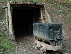 What is a Coal Car? (with pictures)