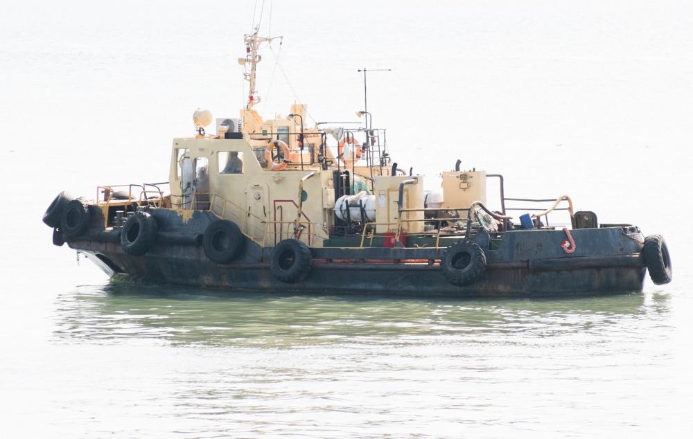 What are Nautical Flags? (with pictures)